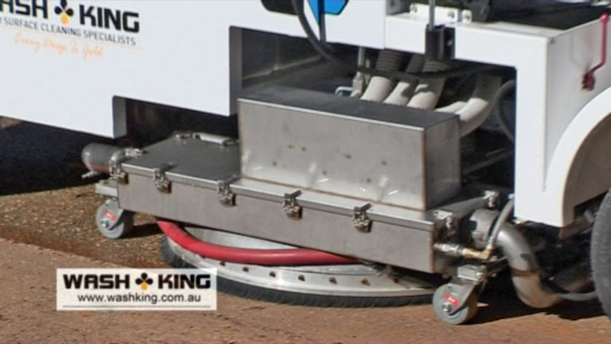 The Benefits Of A Cyclone Vacuum Recovery Machine - WASH KING